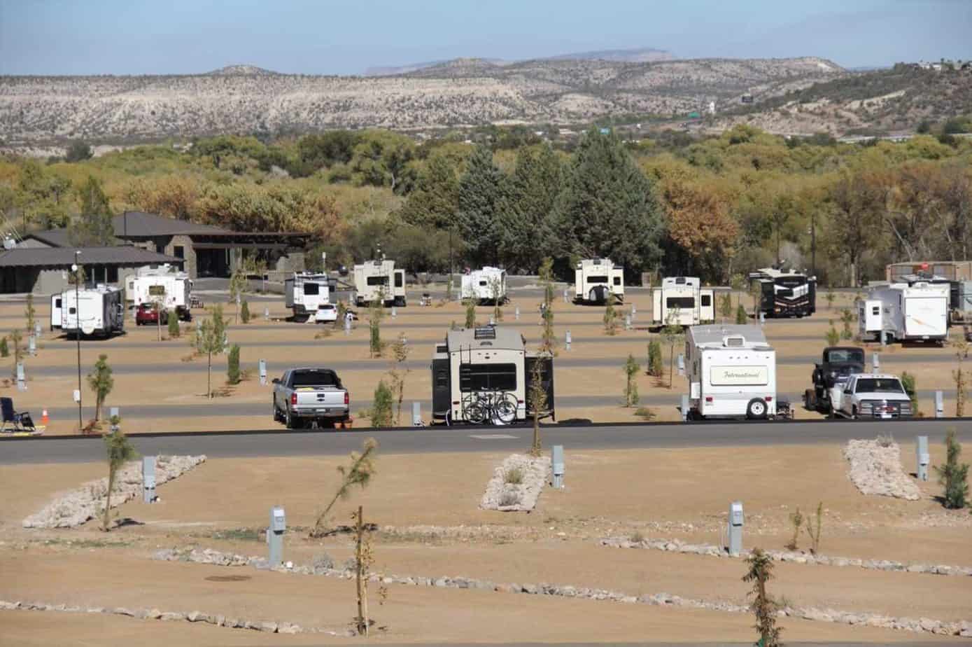 Monthly & Weekly Sites - Verde Ranch RV Resort